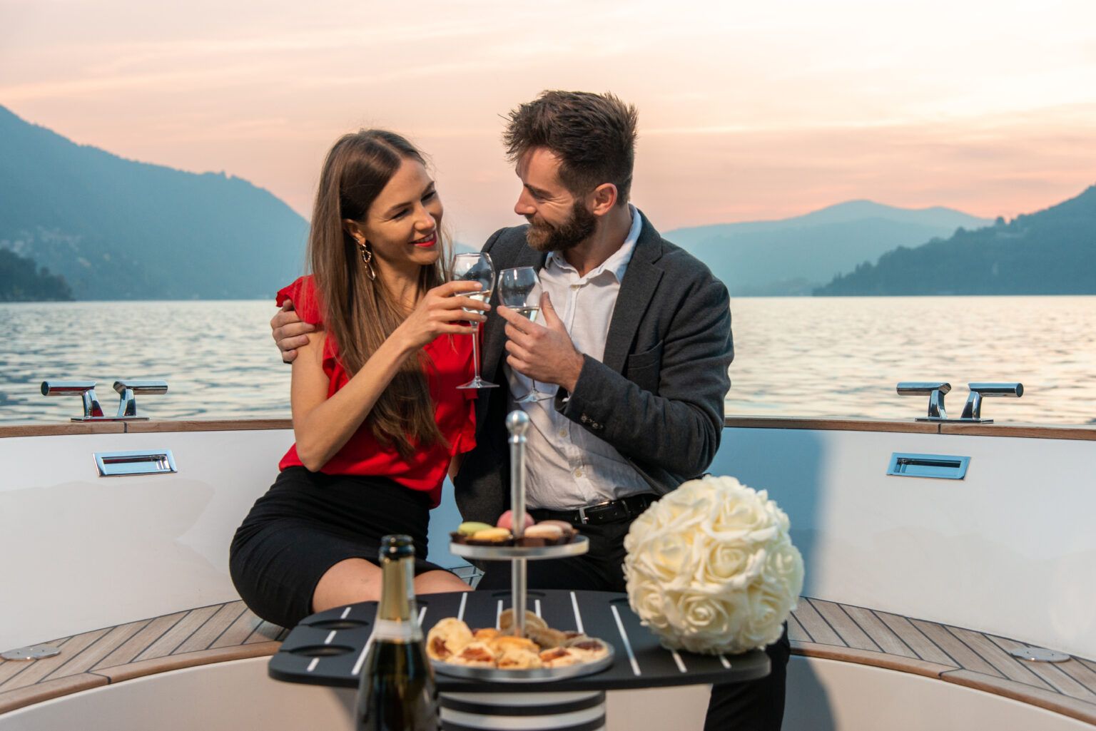 Tour Lago di Como in Barca Privata: lusso e unicità | Limotender